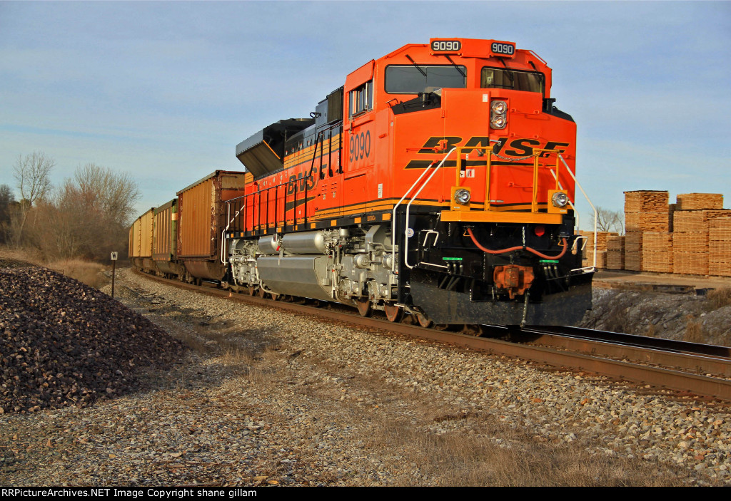BNSF 9090 IS brand new working dpu.